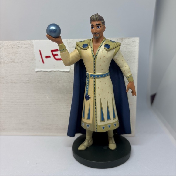 Disney | Toys | Disney Wish King Magnifico 4 Inches Action Figure ...